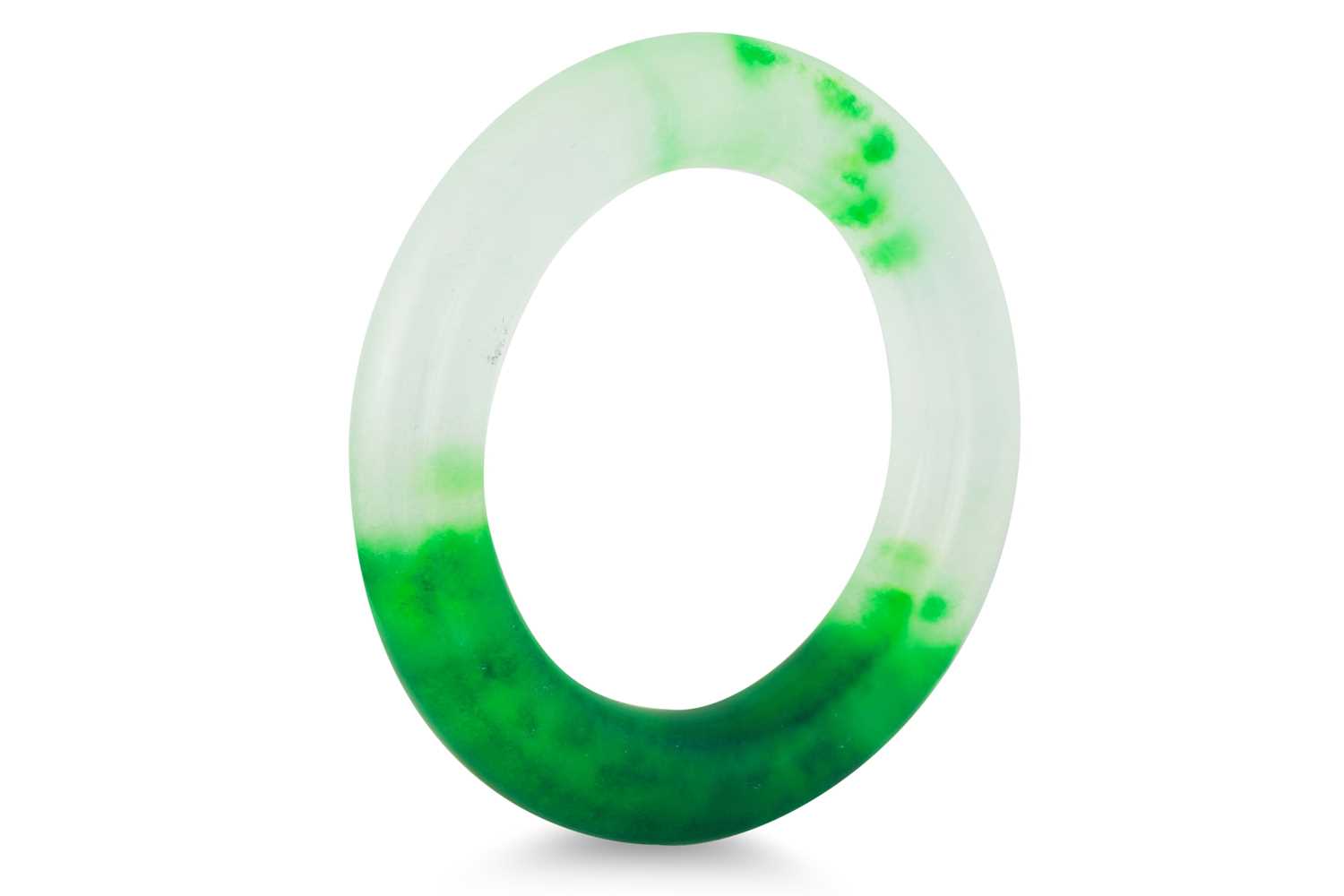 Lot 23 - A JADE BANGLE