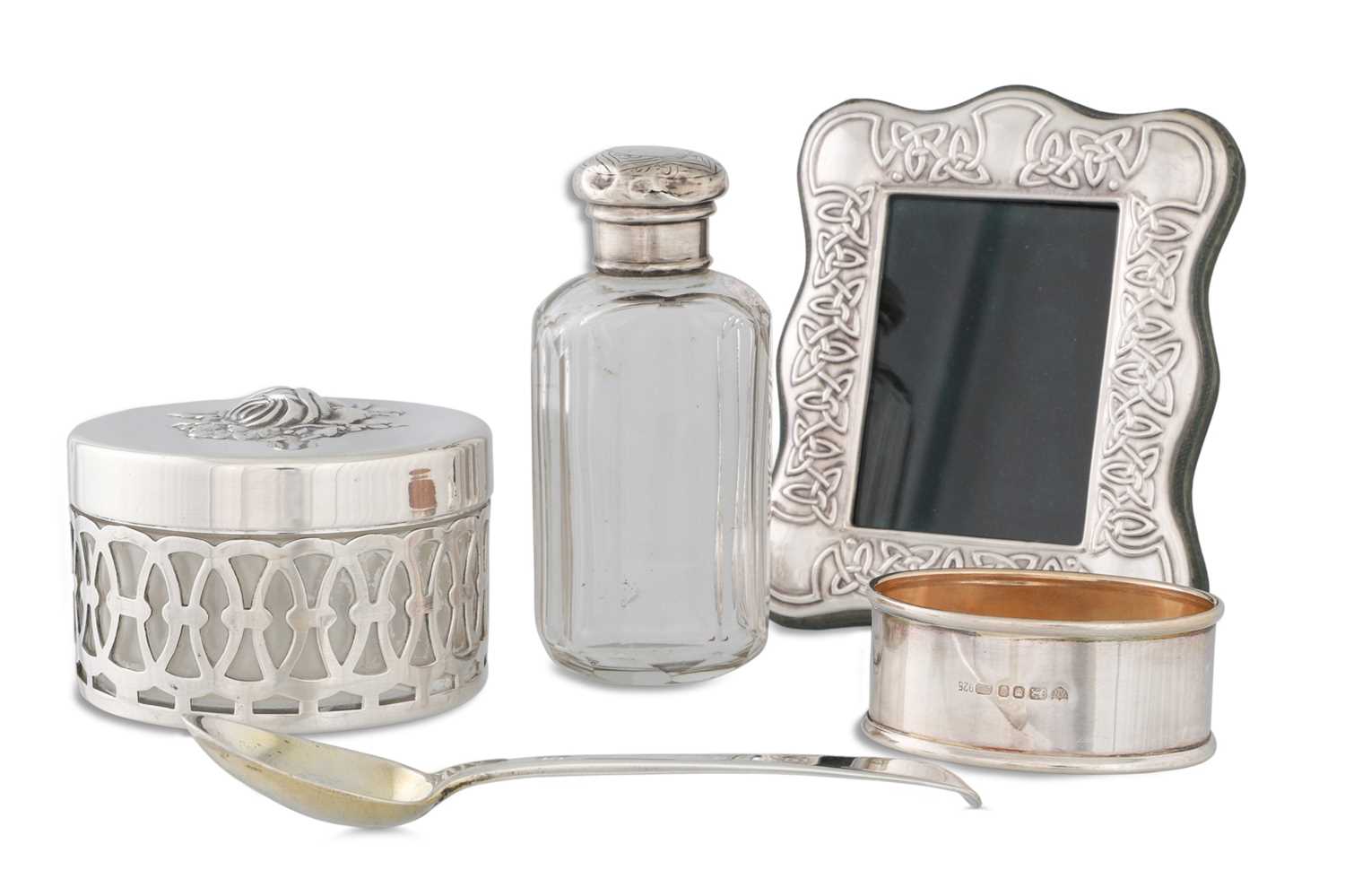 Lot 376 - A INTERESTING COLLECTION OF SILVER DRESSING