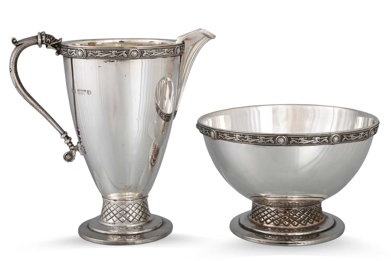 Lot 375 - A FINE QUALITY MODERN IRISH SILVER MATCHING