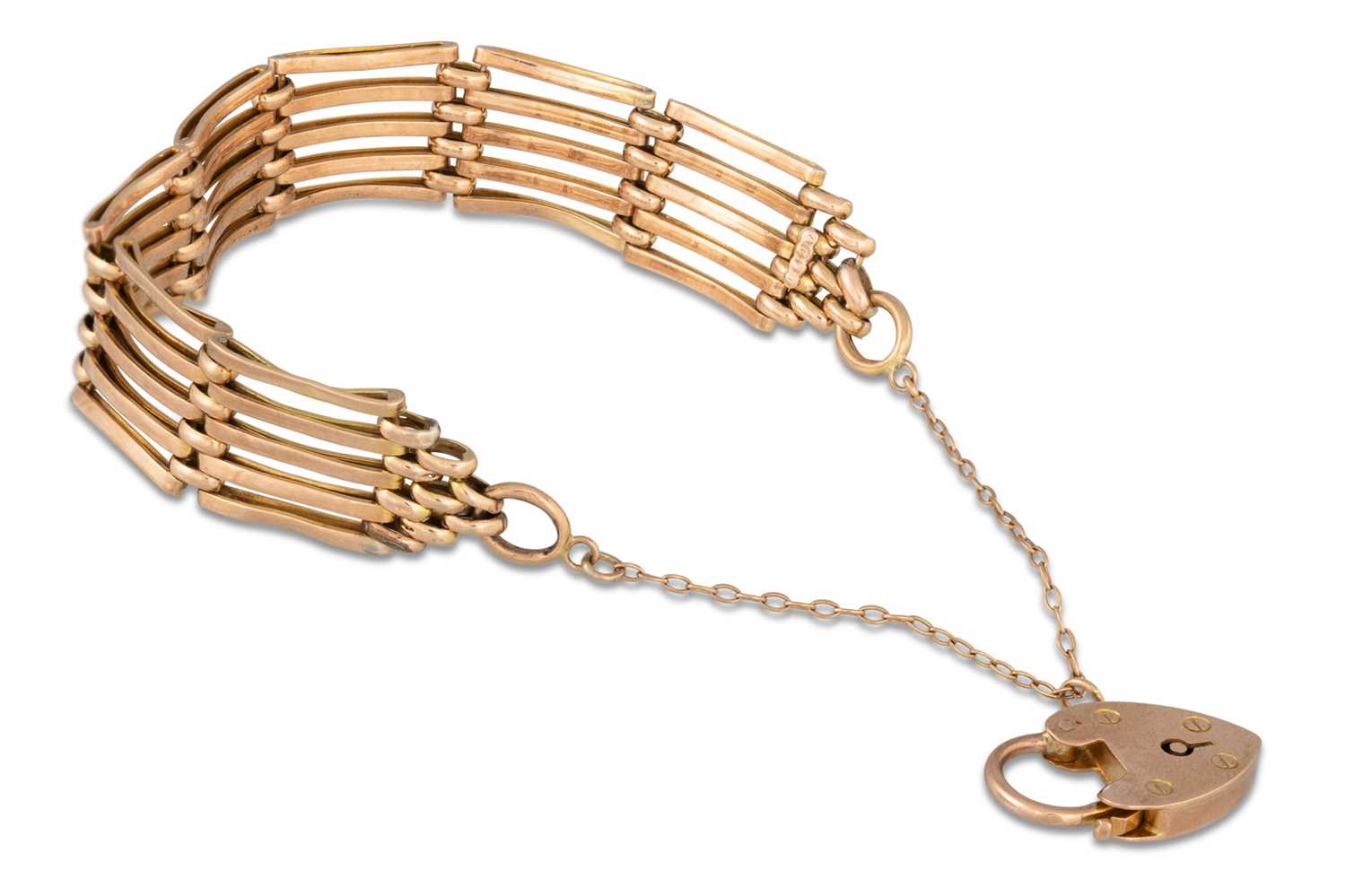 Lot 119 - AN ANTIQUE GOLD GATE BRACELET, 5-bar,