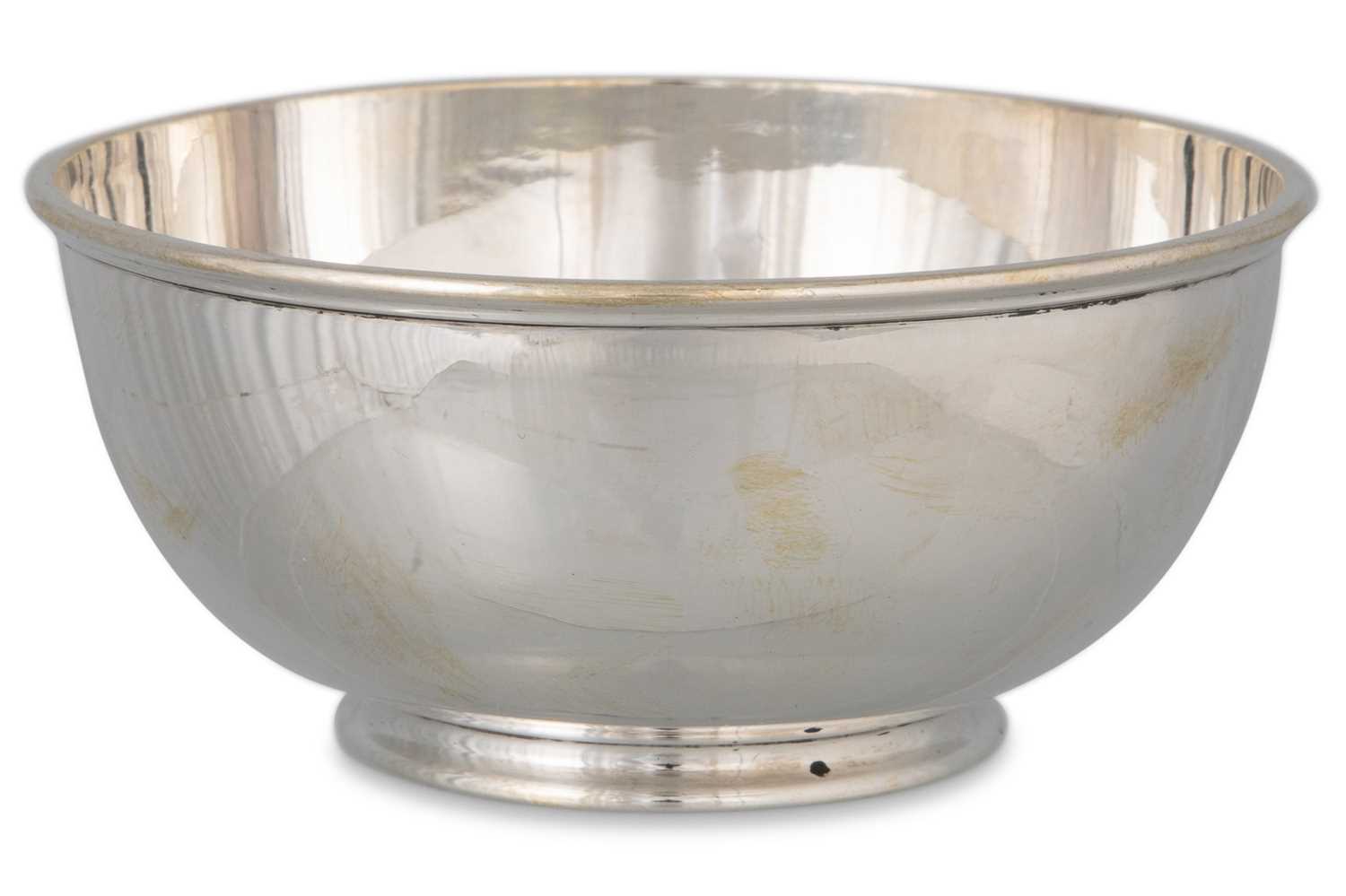 Lot 406 - A VICTORIAN PLAIN CIRCULAR SILVER DISH,