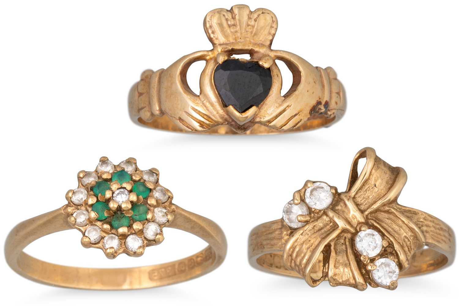 Lot 102 - A COLLECTION OF THREE STONE SET RINGS, all