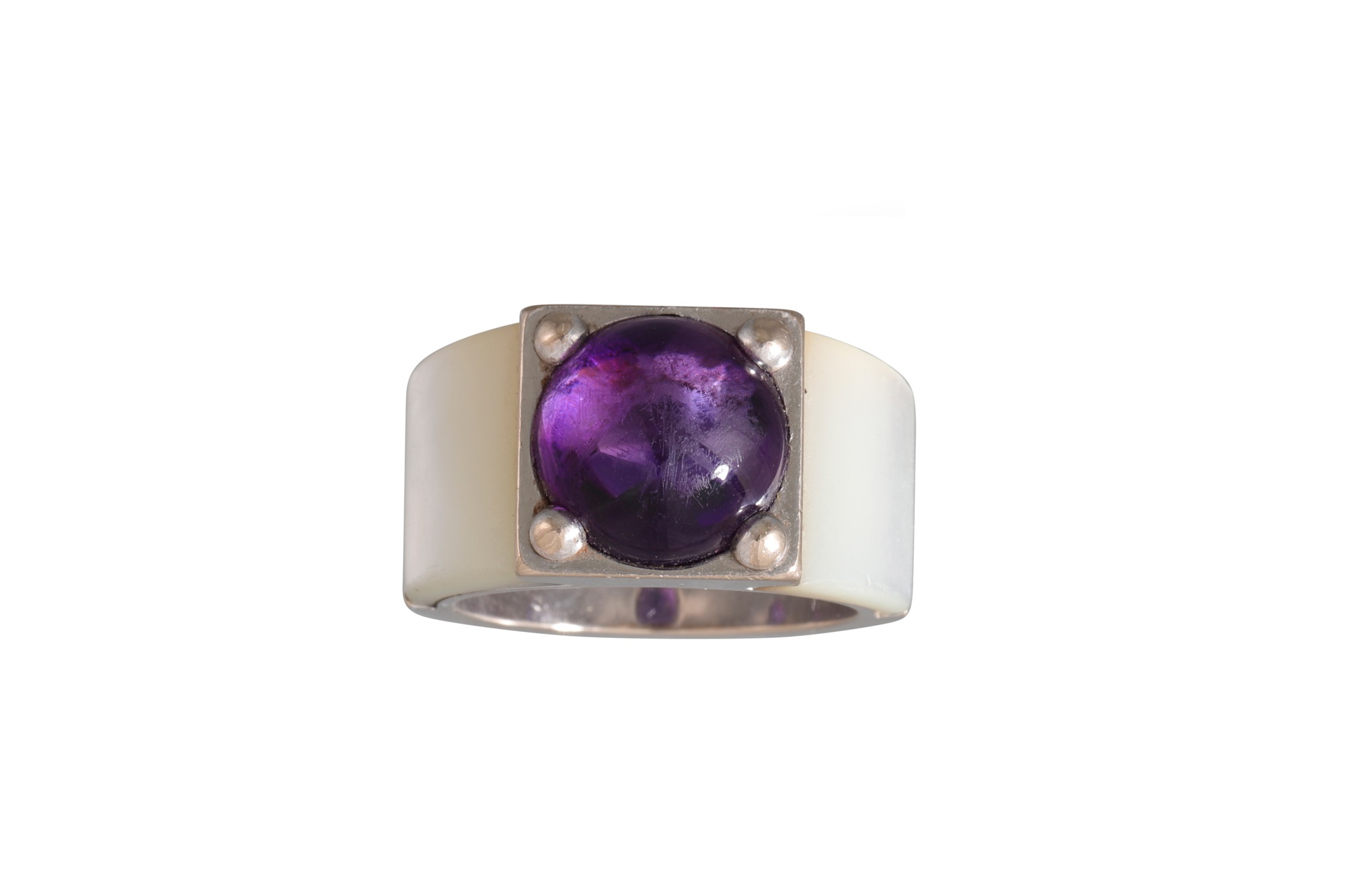 Lot 89 - A VAN CLEEF & ARPELS 'BABYLON' RING, set with