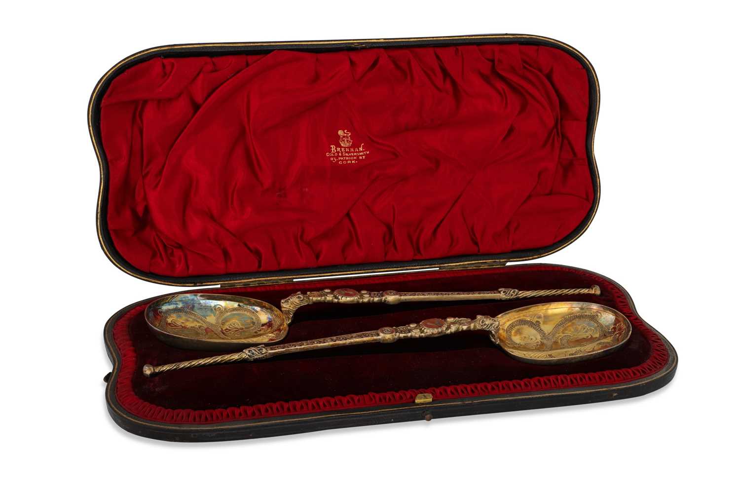 Lot 524 - A FINE LATE VICTORIAN PAIR OF SILVER GILT